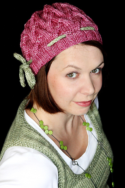 Ravelry: Full Bloom pattern by Juliet Moody