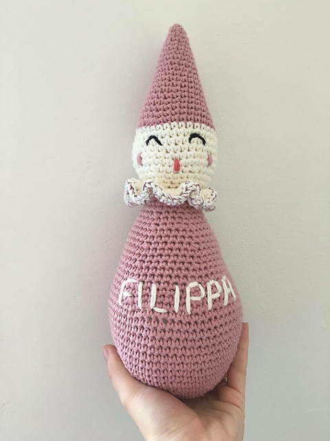 Ravelry: Klovnen Bambini // hæklet klovn pattern by Jordemoderstrik