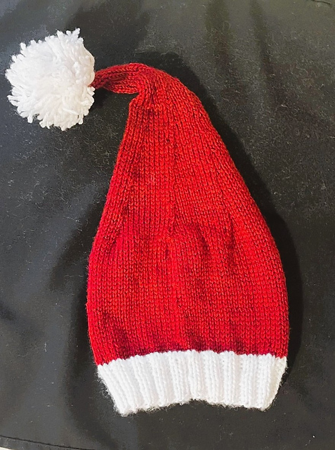 Ravelry: Santa hat pattern by Josephine chow