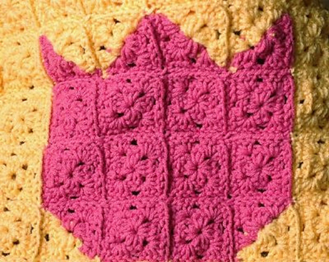 Ravelry: Flutter and Bloom Crochet Quilt pattern by Crafty Living