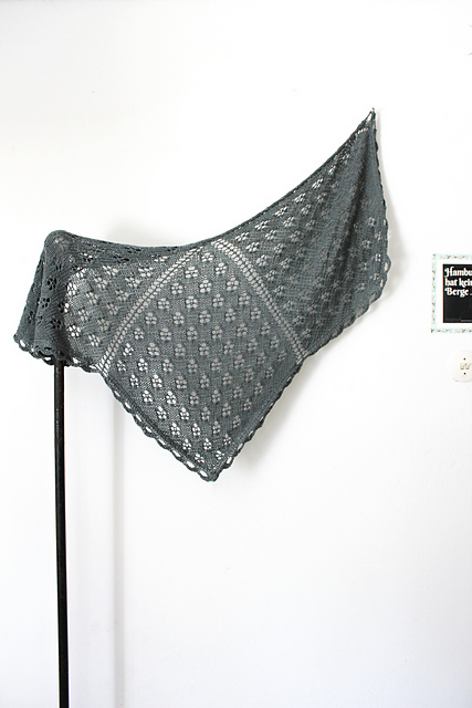 Ravelry: Bird of Prey pattern by Julia Riede