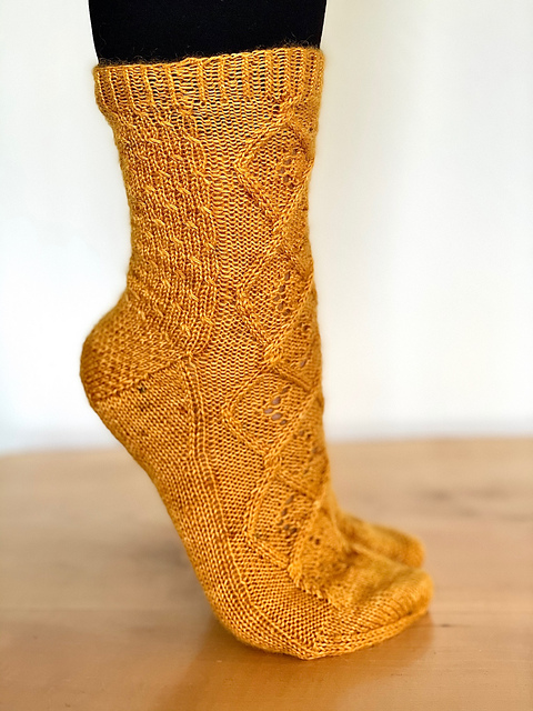 Ravelry: Wee Dram Socks pattern by Joanne Bint