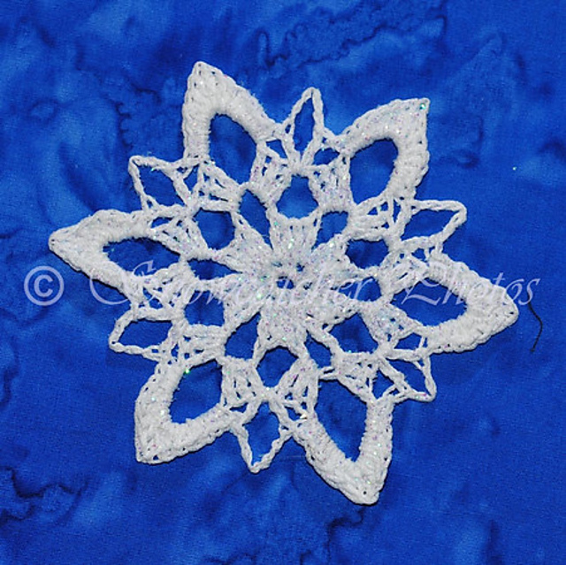 Ravelry: Snoqualmie Snowflake pattern by Deborah Atkinson