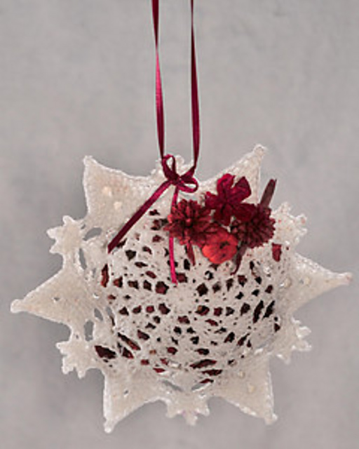 Ravelry: St. Elmo Snowflake Pomander pattern by Deborah Atkinson