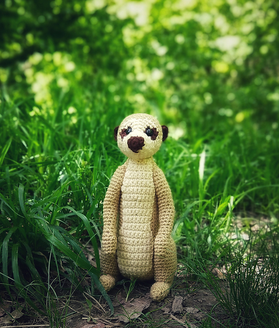 Ravelry: Meerkat Amigurumi pattern by Jennifer Starbird