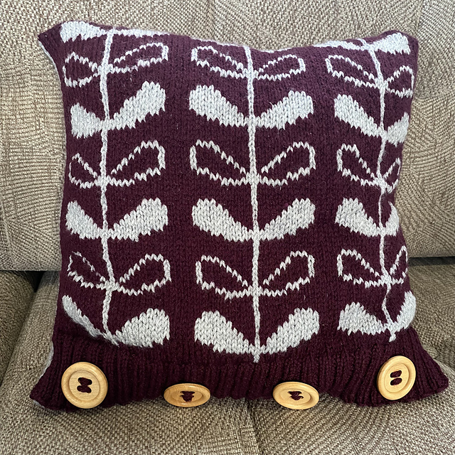 Ravelry: Petal Cushion DK version pattern by Judith Schur
