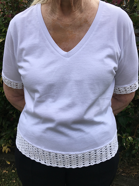 Ravelry: T Shirt Edging pattern by Julie Black Designs