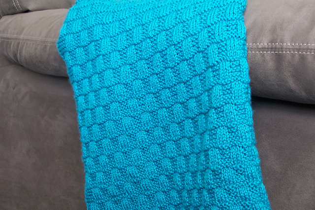 Ravelry: Wavy Checkerboard Baby Blanket pattern by Julie Fraser