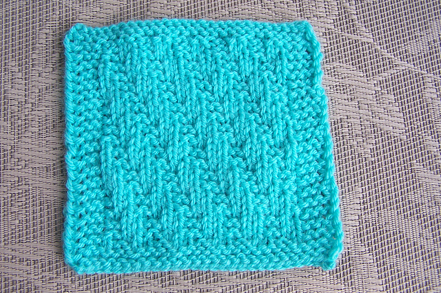 Ravelry: Simple Diagonal Square pattern by Julie Fraser