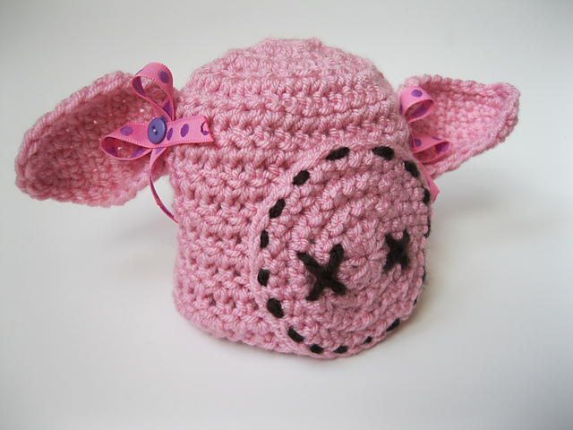 Ravelry: Piggie Hat pattern by Jennifer Banyay