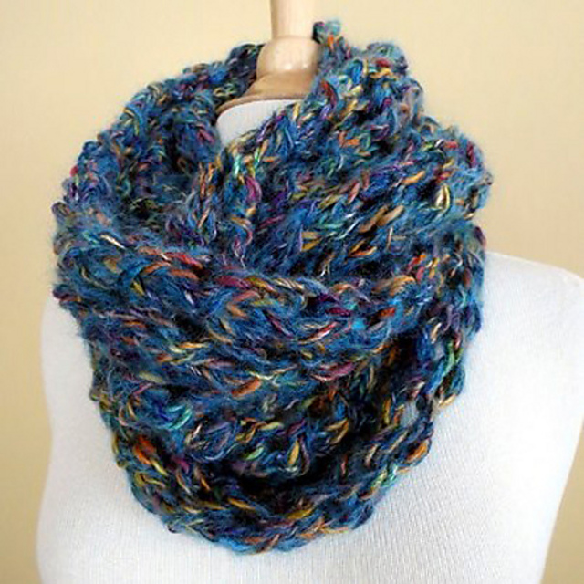 Ravelry: Trellis Lace Cowl pattern by Jill Bujold