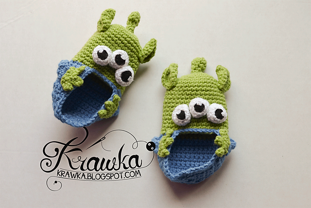 Ravelry: Baby booties - Aliens pattern by Kamila Krawka Krawczyk