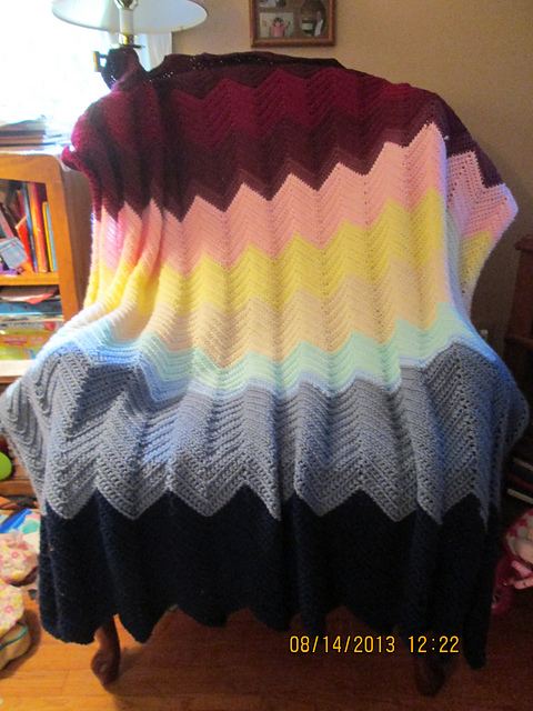 Ravelry: Crocheted Zig Zag Afghan #722-9 pattern by Columbia-Minerva