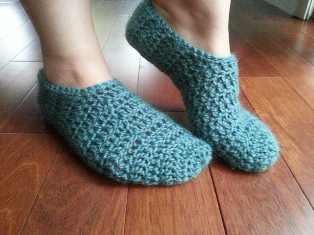 Ravelry: Easy Homey Slippers pattern by Karen Svane