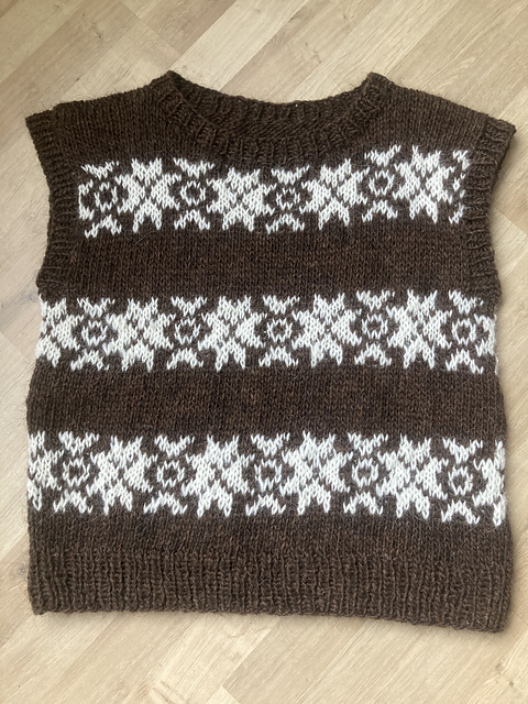 Ravelry: Northern Star Vest pattern by Danish Knitting Academy by Karen ...