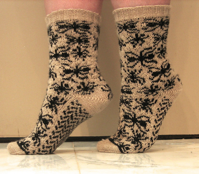 Ravelry: Formication pattern by Karin Aida