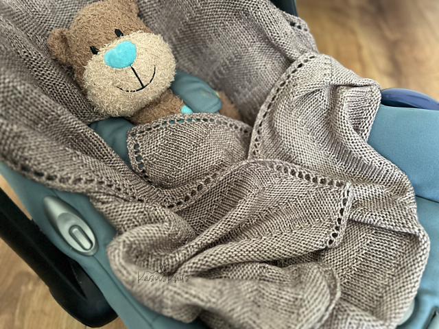 Ravelry: Cruise Cuddle Baby Blanket pattern by Kasia Krzyzyk