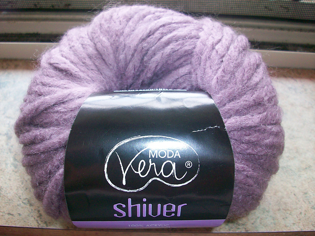 Ravelry: Moda Vera Shiver