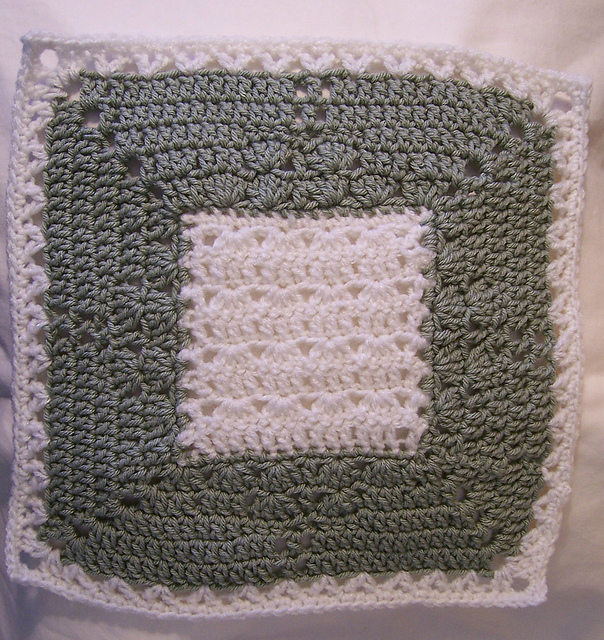 Ravelry: Shells and Waves Afghan Square pattern by Sandi Marshall