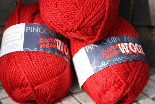 Ravelry: Pingouin 100% Pure New Wool