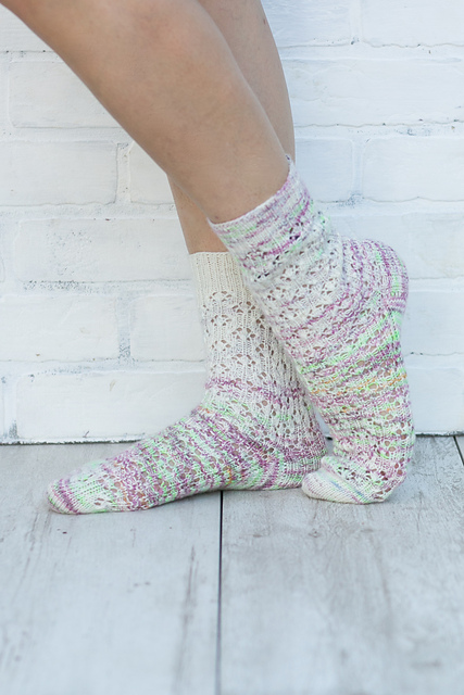Ravelry: Secret Garden (Yarn Crush) pattern by Kate Atherley