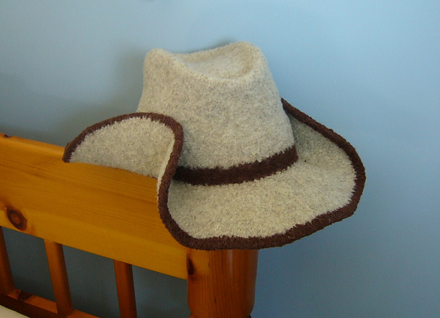 Ravelry: Howdy, Pardner Cowboy Hat pattern by Kathy Norris