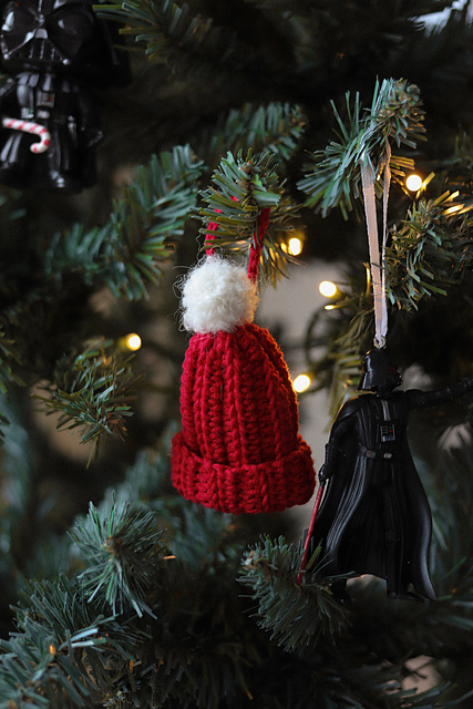 Ravelry: Mini Beanie Ornament pattern by Katerina Bro