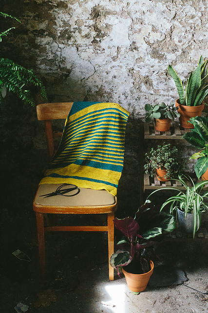 Ravelry: Flag Iris pattern by Kat Goldin