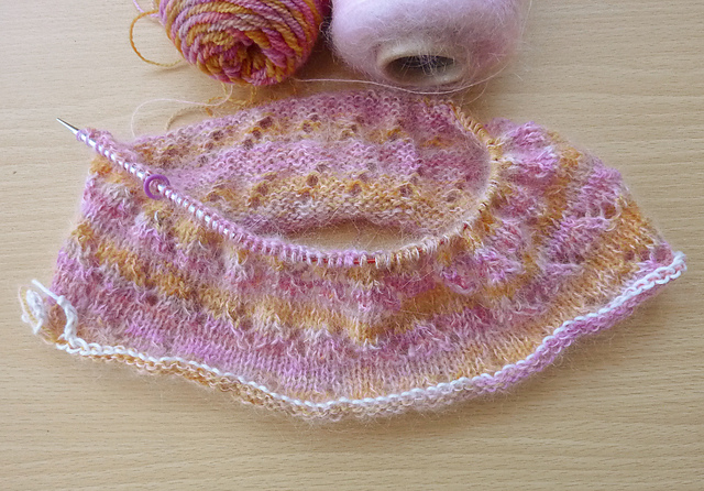 Ravelry: kathysknittingtoo's Tippi toppi cowl *TEST*