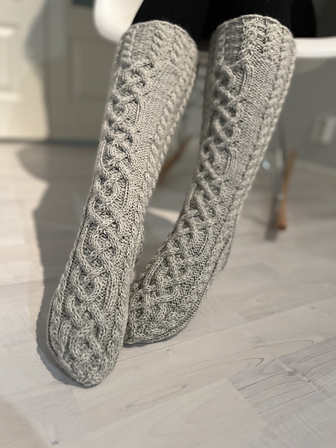 Ravelry: Anni pattern by Palmikkopaja Designs