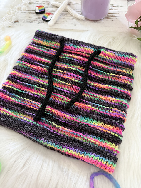 Ravelry: Little Luxe Cowl pattern by Katrina Weeks