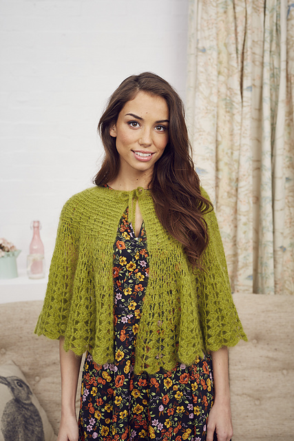 Ravelry: Lace Cape pattern by Sarra Mackenzie-Pilot
