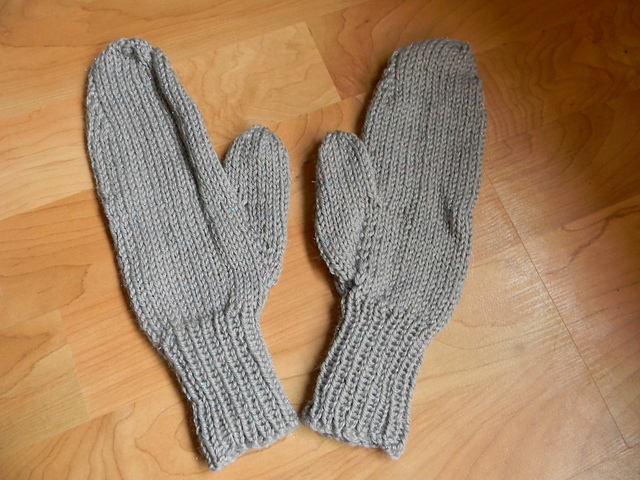 Ravelry: Basic Mittens pattern by Keri'd From Fleece