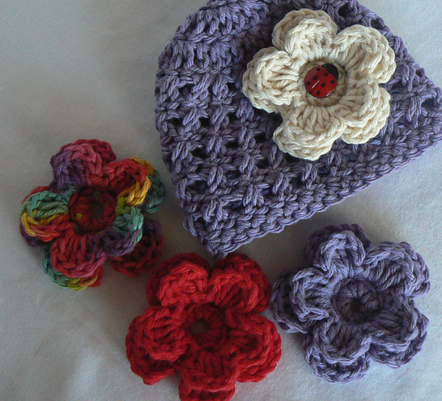 Ravelry: KBelle's Cute as a Button Flower Pattern pattern by KBelle's ...