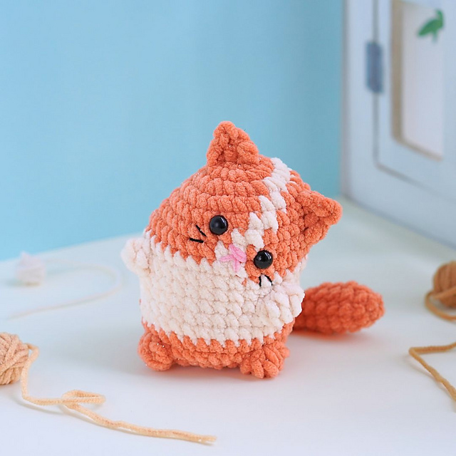 Ravelry: Butterscotch Cat pattern by Kein Maker