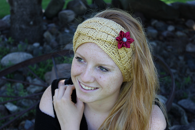 Ravelry: The Xanadu Earwarmer pattern by Sick 'Lil Monkeys