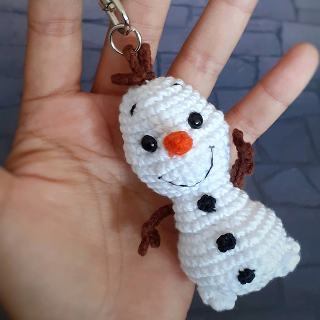 Ravelry: Baby Olaf pattern by Diana Huarancca