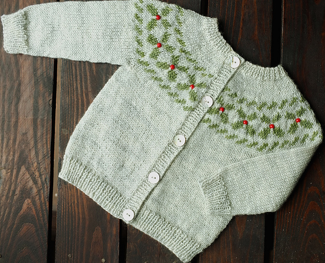 Ravelry: The Holly pattern by kiddiwinksknits