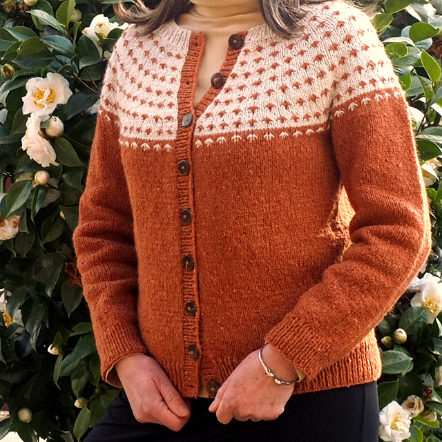 Ravelry: The Flutterby adult pattern by kiddiwinksknits
