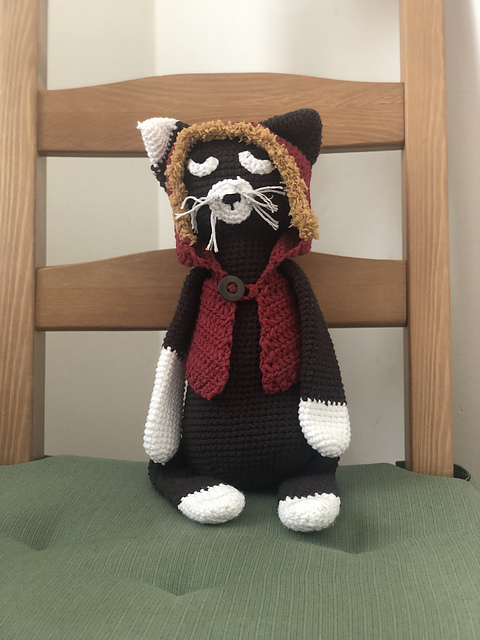 Ravelry: Fernando the cat pattern by Handgenaaid
