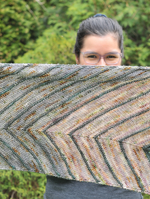 Ravelry: kikucorner's Arrowpath Shawl