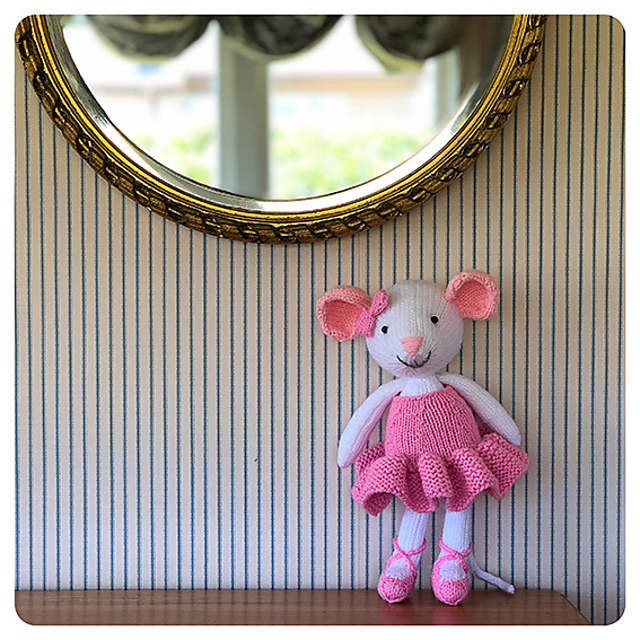 Ravelry: Matilda the ballerina mouse pattern by knitterbees