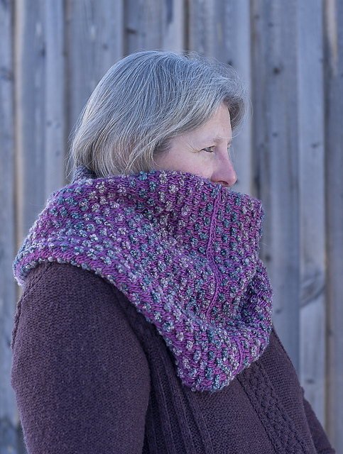 Ravelry: Cobblestone Cowl pattern by Kimberly Perkins