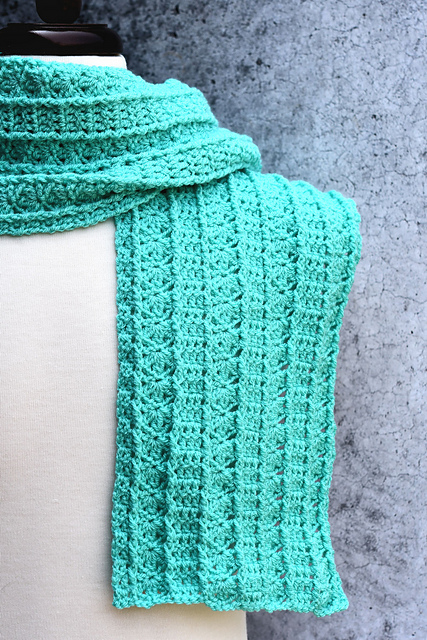 Ravelry: Stacked Shells Scarf pattern by Kim Guzman