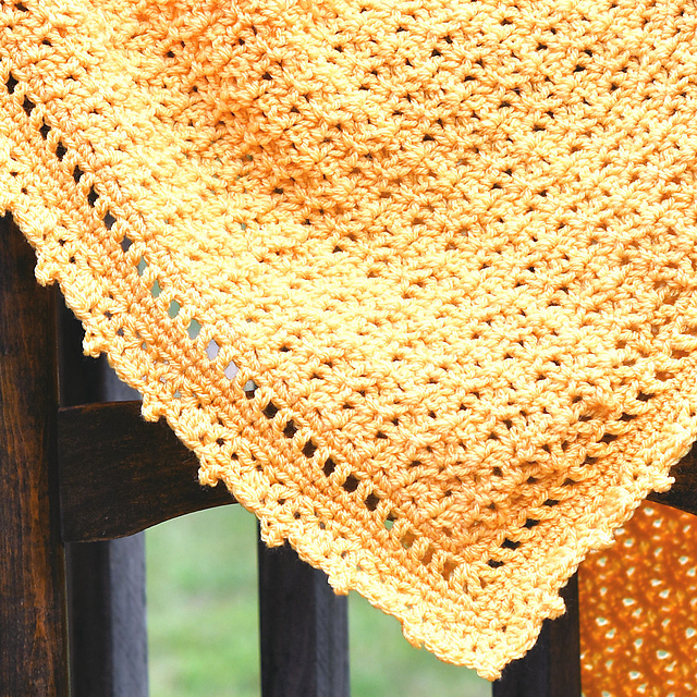 Ravelry: Soft Shells Heirloom Blanket pattern by Kim Guzman
