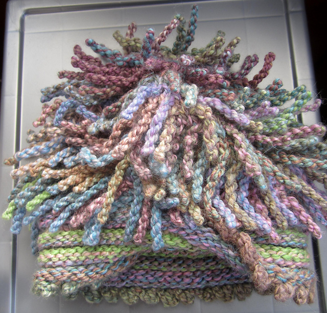 Ravelry: kimmyz's Arctic Anemone Hat