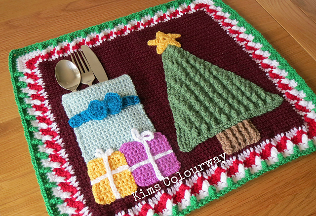 Ravelry: Christmas Themed Placemat pattern by Kims Colourway