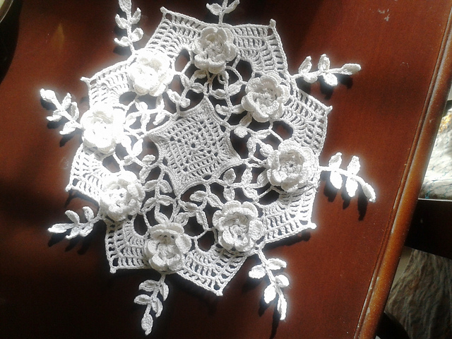 Ravelry: kishpi's Irish Rose Doily