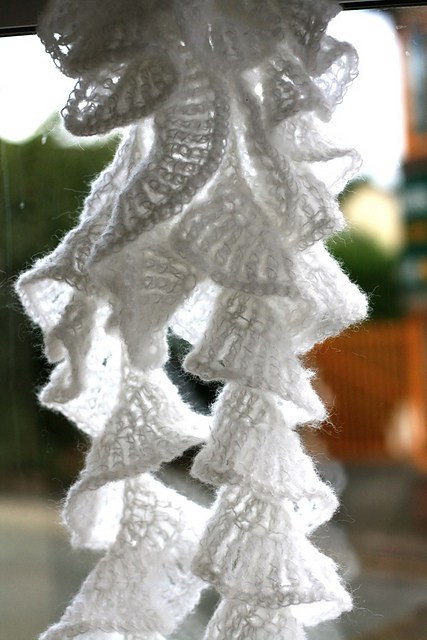 Ravelry: Cascade Scarf pattern by Rebecca Jackson