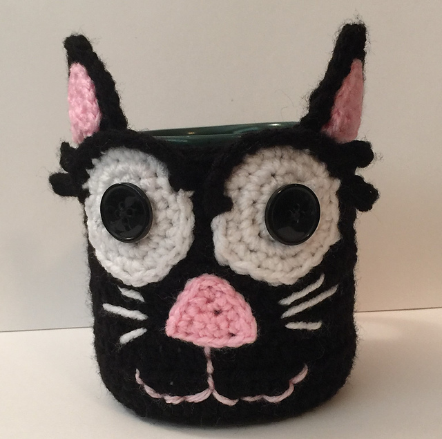 Ravelry: Cat Coffee Cup/ Mug Cozy - Open or Closed Eyes pattern by Katerina Cohee
